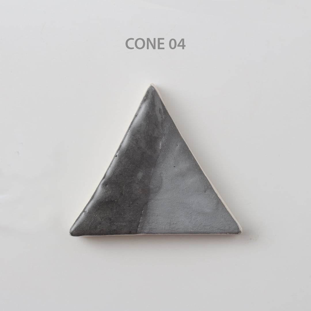 Sara Engobes Matte Chrome Black ENG02